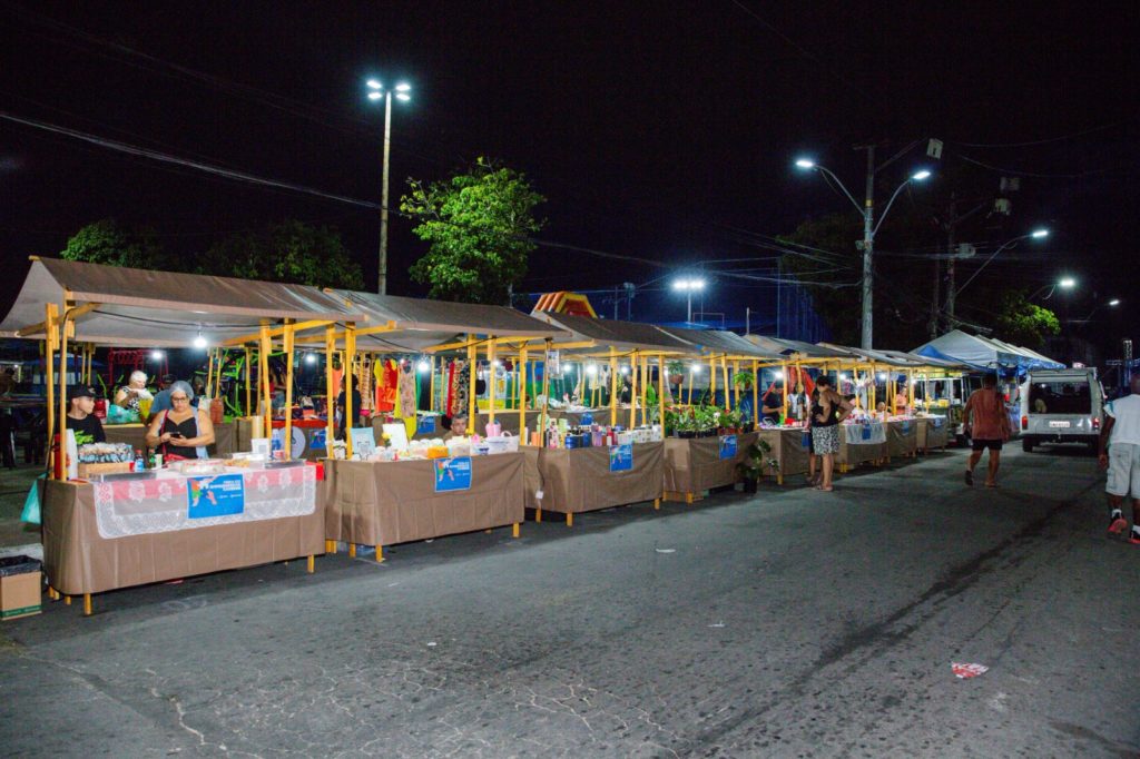 PRAÇA DO ROSÁRIO, EM SARACURUNA, RECEBE A PRIMEIRA EDIÇÃO DA FEIRA DO ...